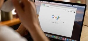 Journalist explains Why Google DELIBERATELY Made Its Search Engine Worse